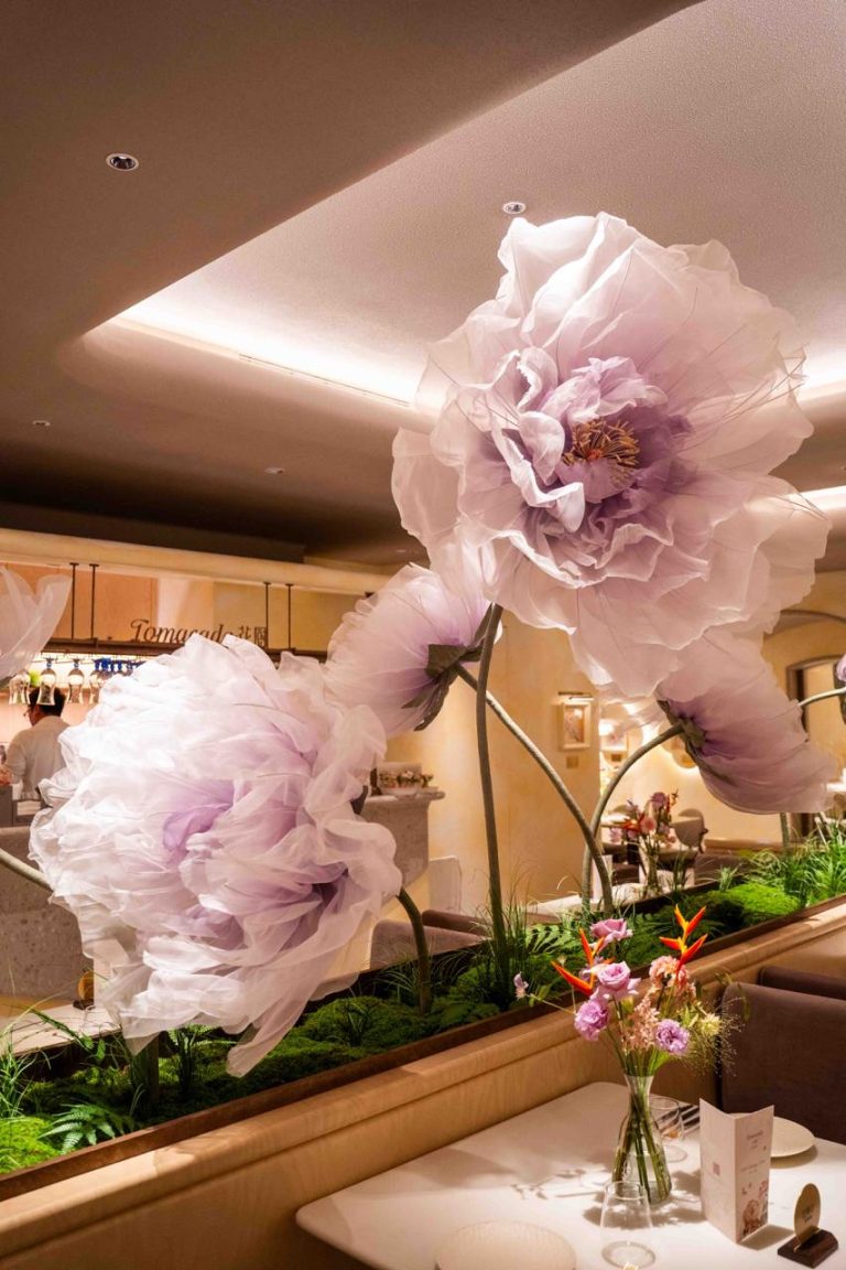 TOMACADO: FLORAL-THEMED RESTAURANT & FLOWER BAR WITH IN-HOUSE FLORIST ...