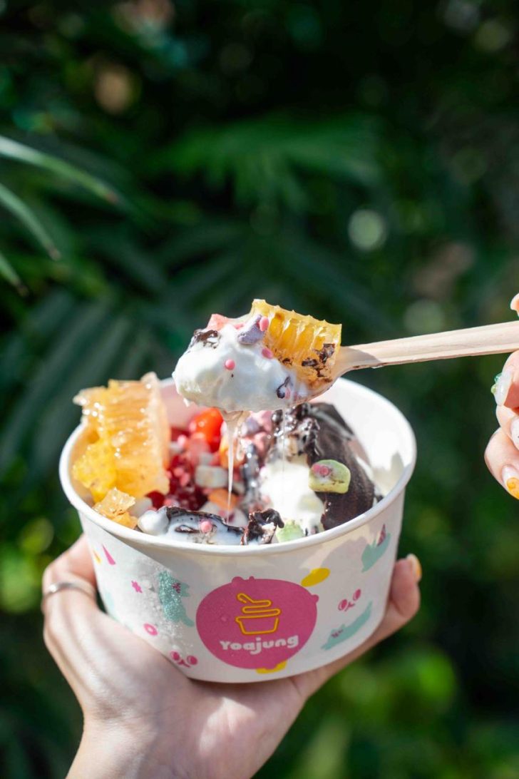 YOAJUNG KOREAN FROYO CHAIN OPENS IN SINGAPORE WITH DIY CUPS FROM $3 ...