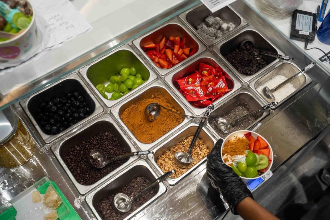 YOAJUNG KOREAN FROYO CHAIN OPENS IN SINGAPORE WITH DIY CUPS FROM $3 ...