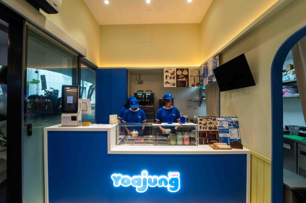 YOAJUNG KOREAN FROYO CHAIN OPENS IN SINGAPORE WITH DIY CUPS FROM $3 ...