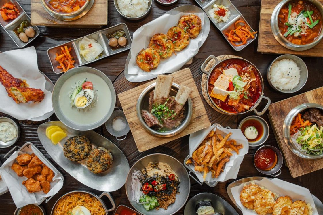 NEW CAVE-INSPIRED KOREAN RESTAURANT HAS VIRAL DEEP-FRIED CHILLI PEPPERS ...