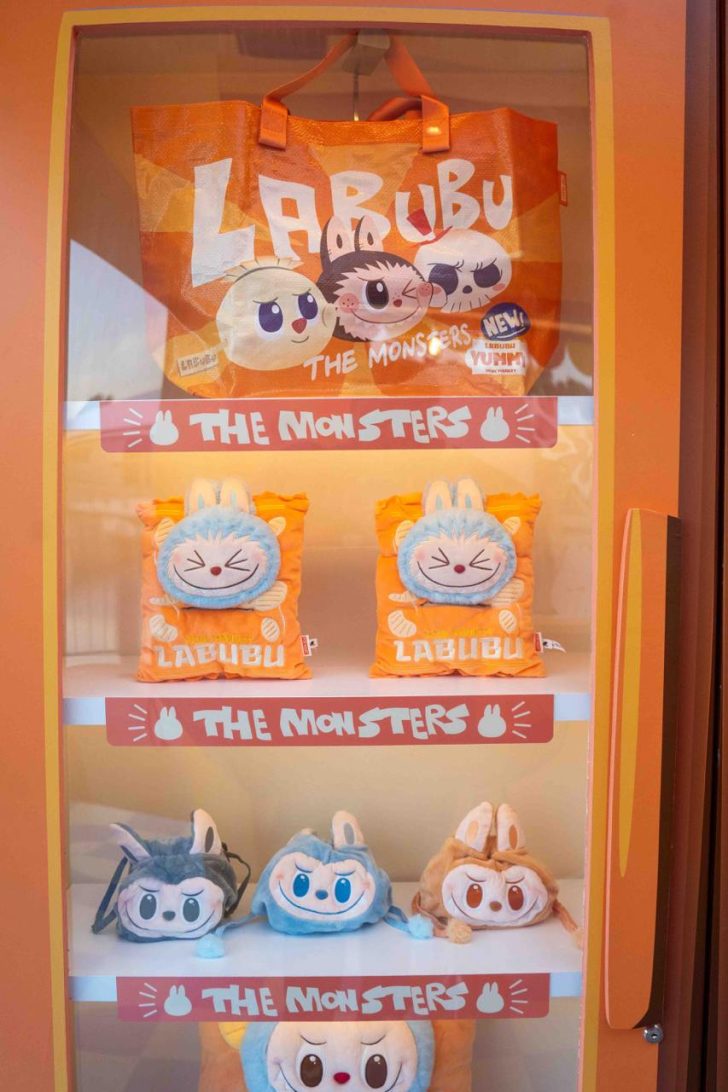 LABUBU MINI MARKET-THEMED POP-UP STORE & LIFE-SIZED 2.4-METRE TALL ...