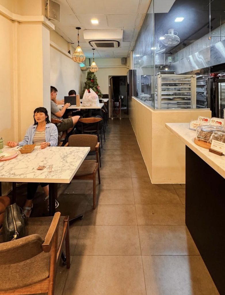 DONA MANIS CAKE SHOP OPENS FIRST-EVER DINE-IN CAFÉ CONCEPT IN SINGAPORE ...
