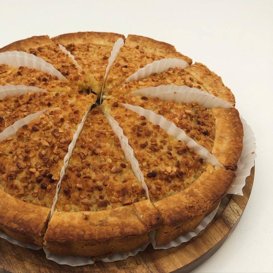 DONA MANIS CAKE SHOP OPENS FIRST-EVER DINE-IN CAFÉ CONCEPT IN SINGAPORE ...
