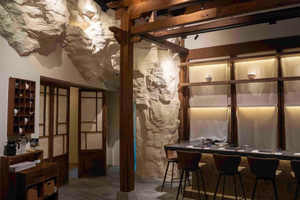 DRIM GOLD: NEW CAVE-THEMED KOREAN BBQ RESTAURANT IN SINGAPORE WITH ...