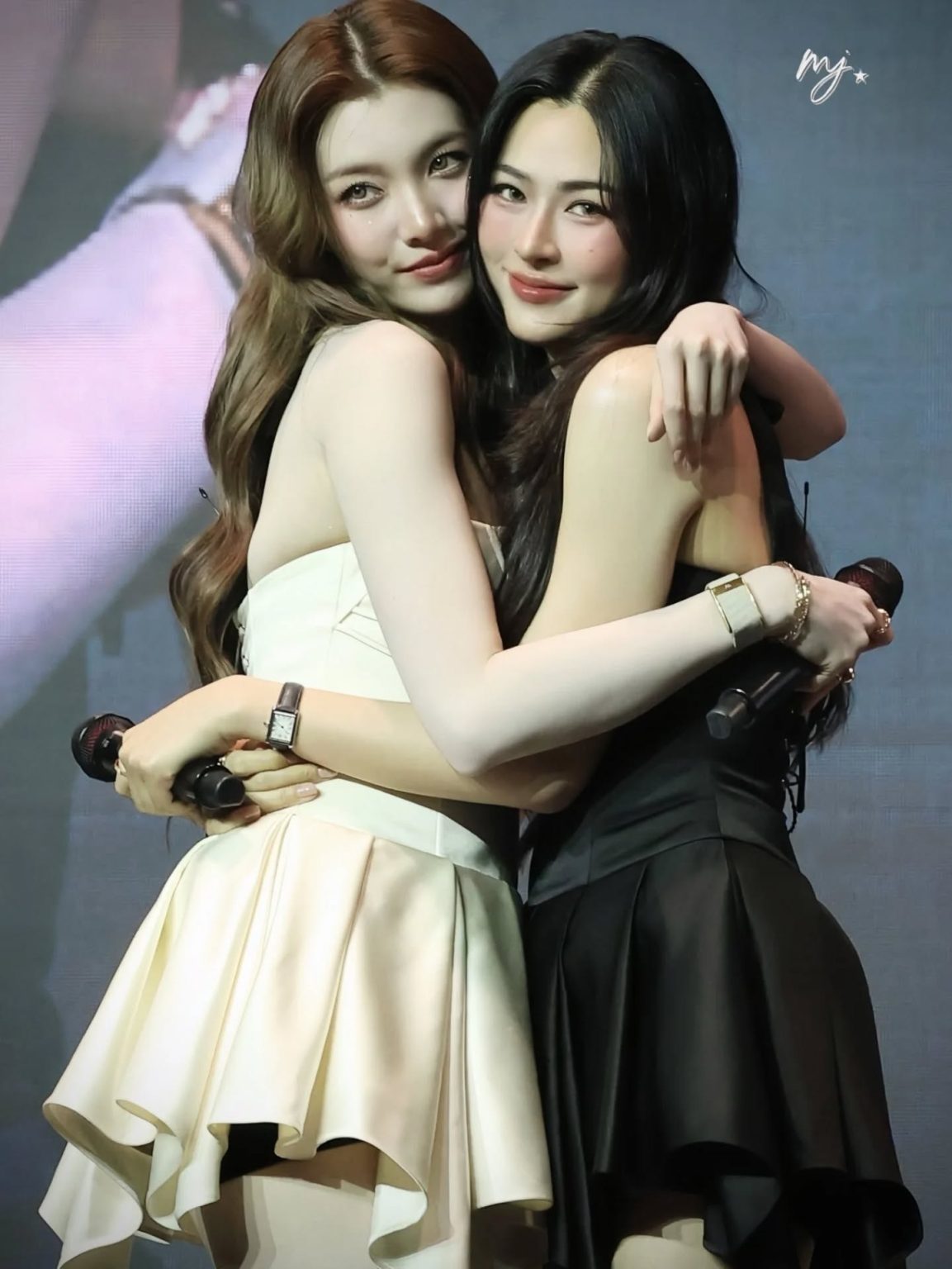 Thai Stars “LingOrm”, Ling Ling Kwong and Orm Kornnaphat to Host Fan ...
